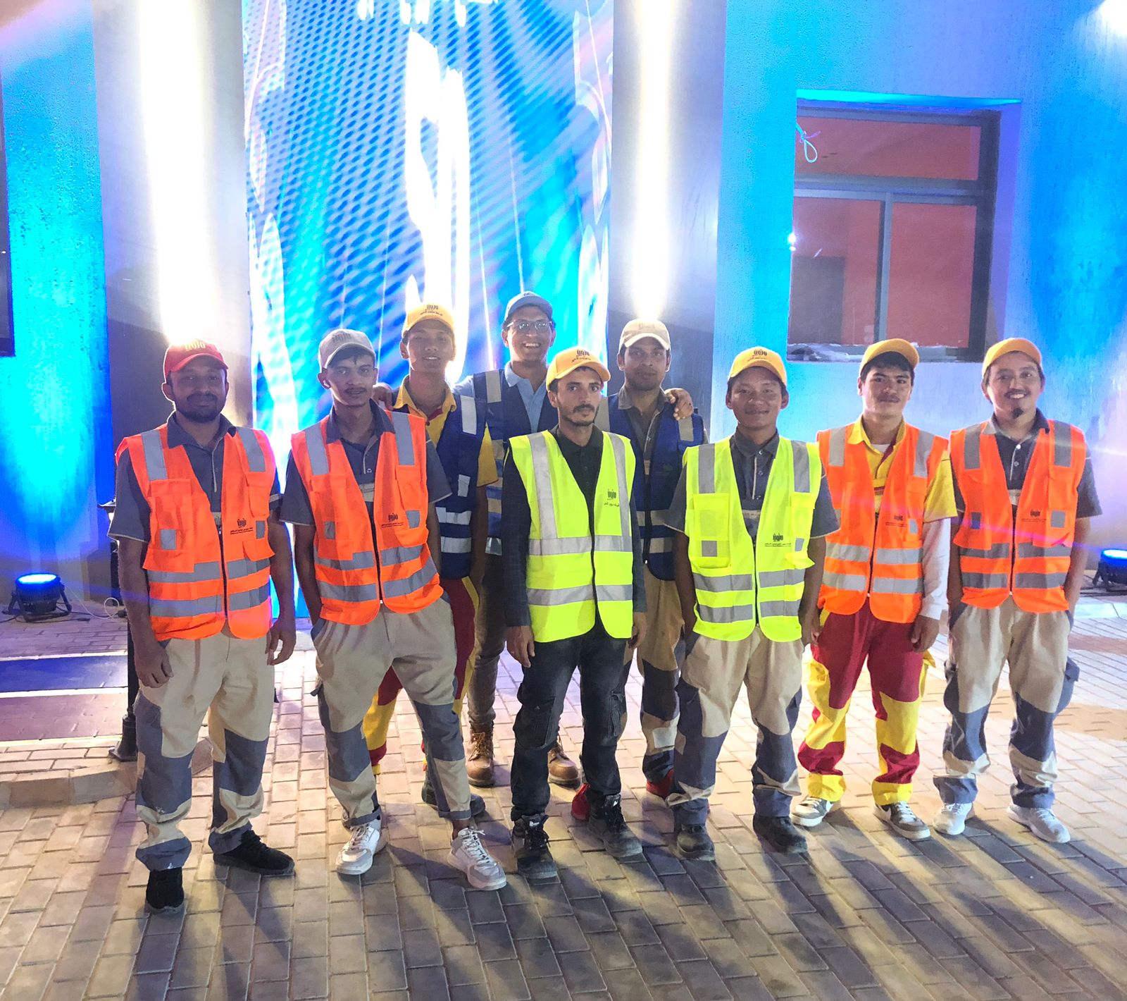 Company Profile - Mozoon